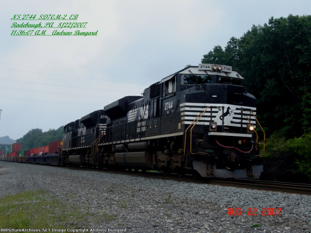 NS 2744 SD70M-2 August 22, 2007